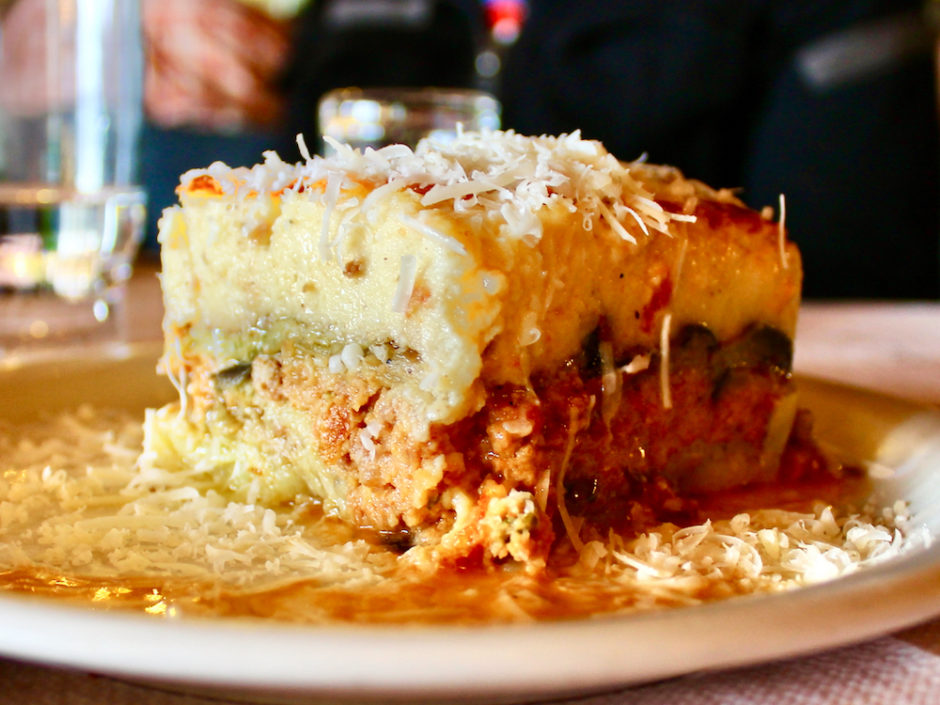 21 Iconic Greek Foods Everyone Should Try - OliveTomato.com