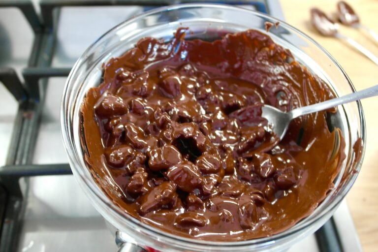 Easy Dark Chocolate Fruit and Nut Clusters - OliveTomato.com